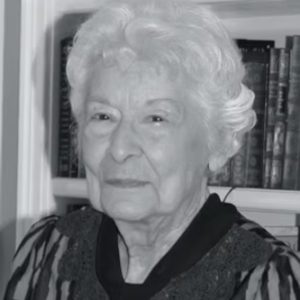 Emma Kelly | The Averitt Center for the Arts